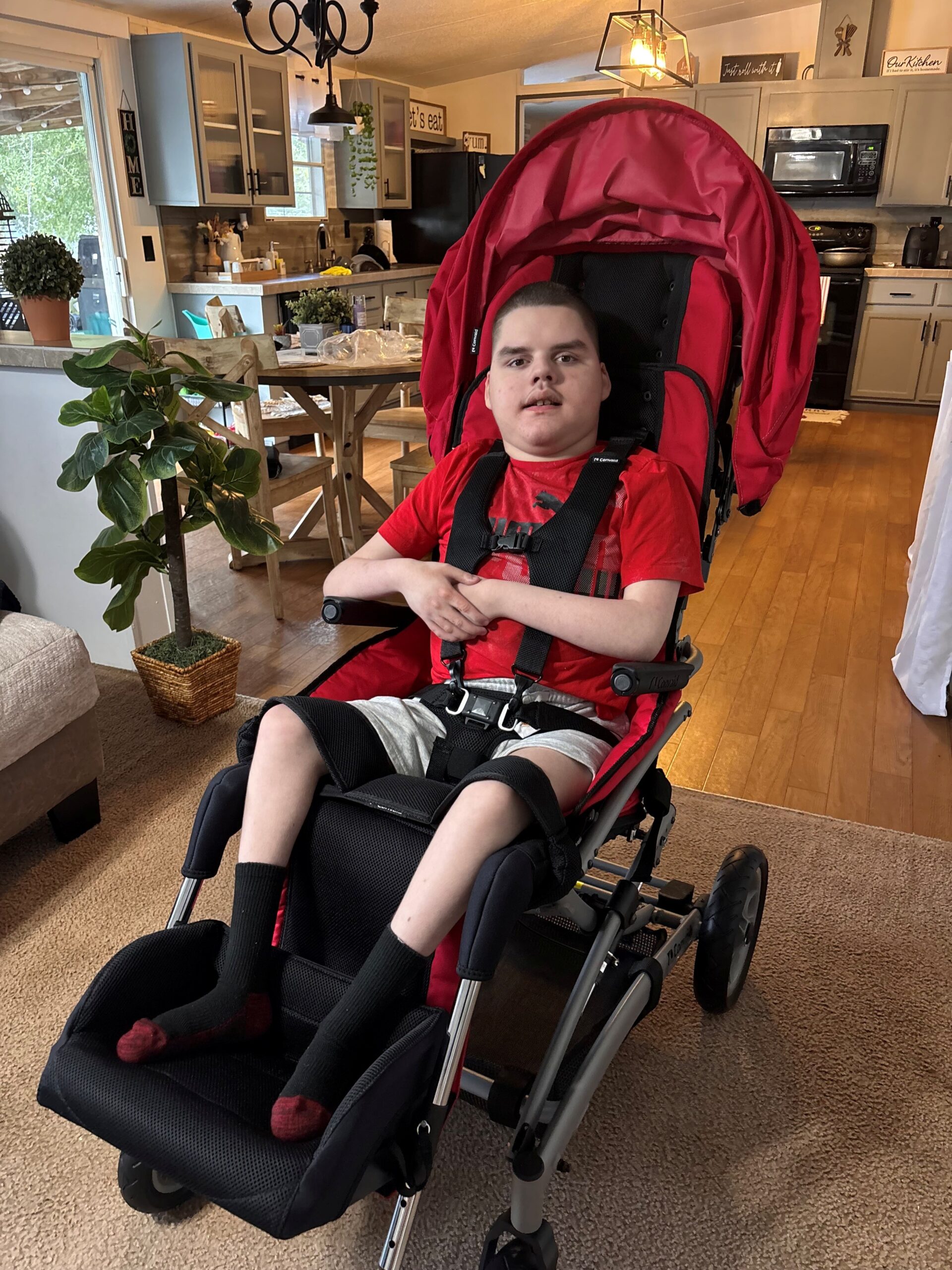 Meet Eduardo! | Wheelchairs 4 Kids